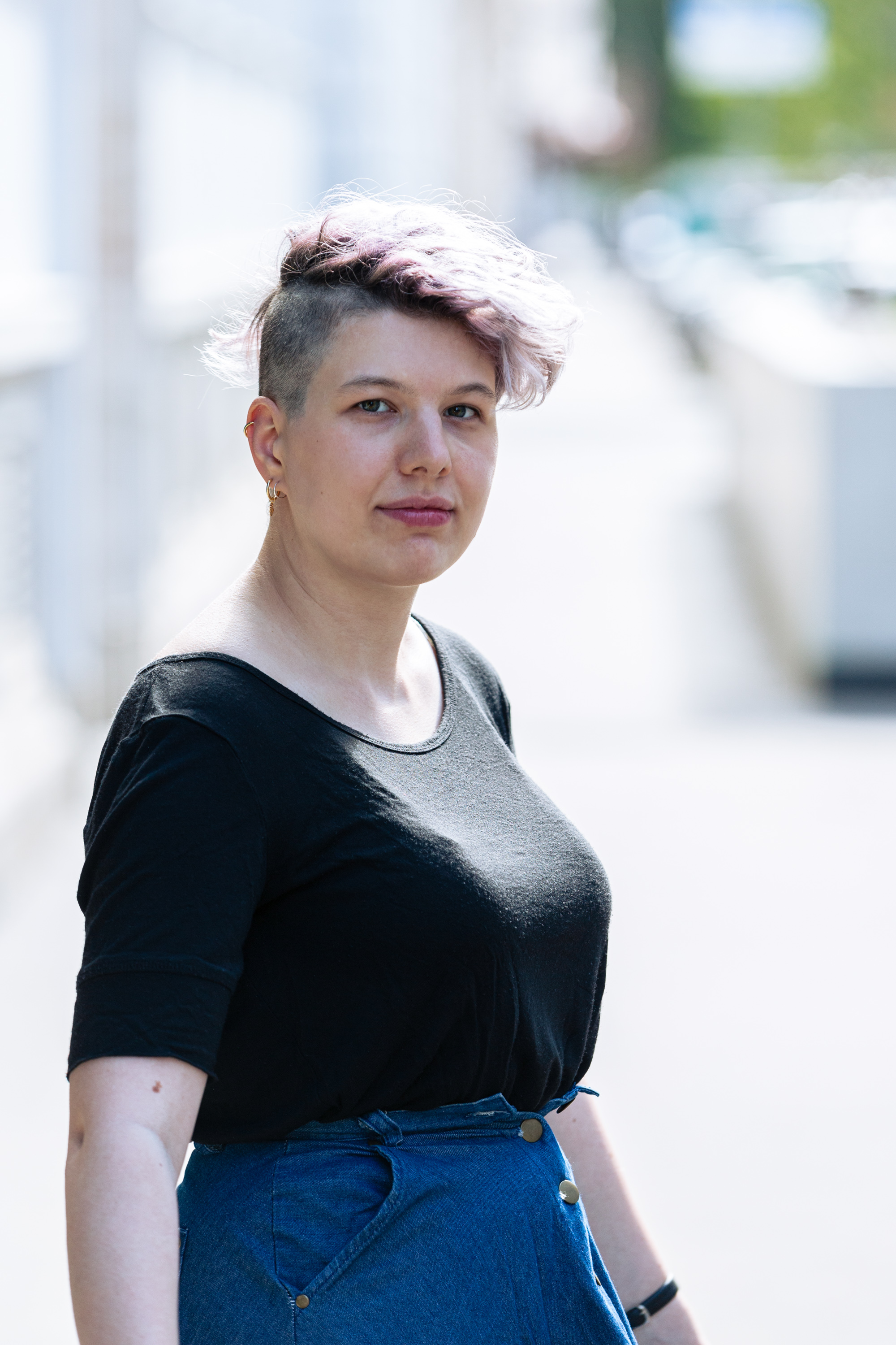 „Peace ist hier, War woanders“ Laura Nußbaumer_ Schriftsteller:in_Give ...