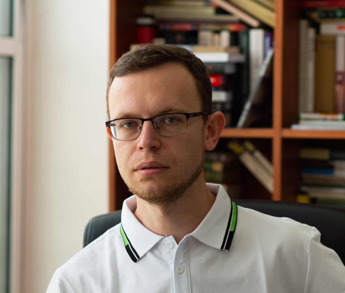 „Gibt es noch Wörter, die nicht töten“ Evgeniy Nikitin_Schriftsteller _Give Peace A Chance ...