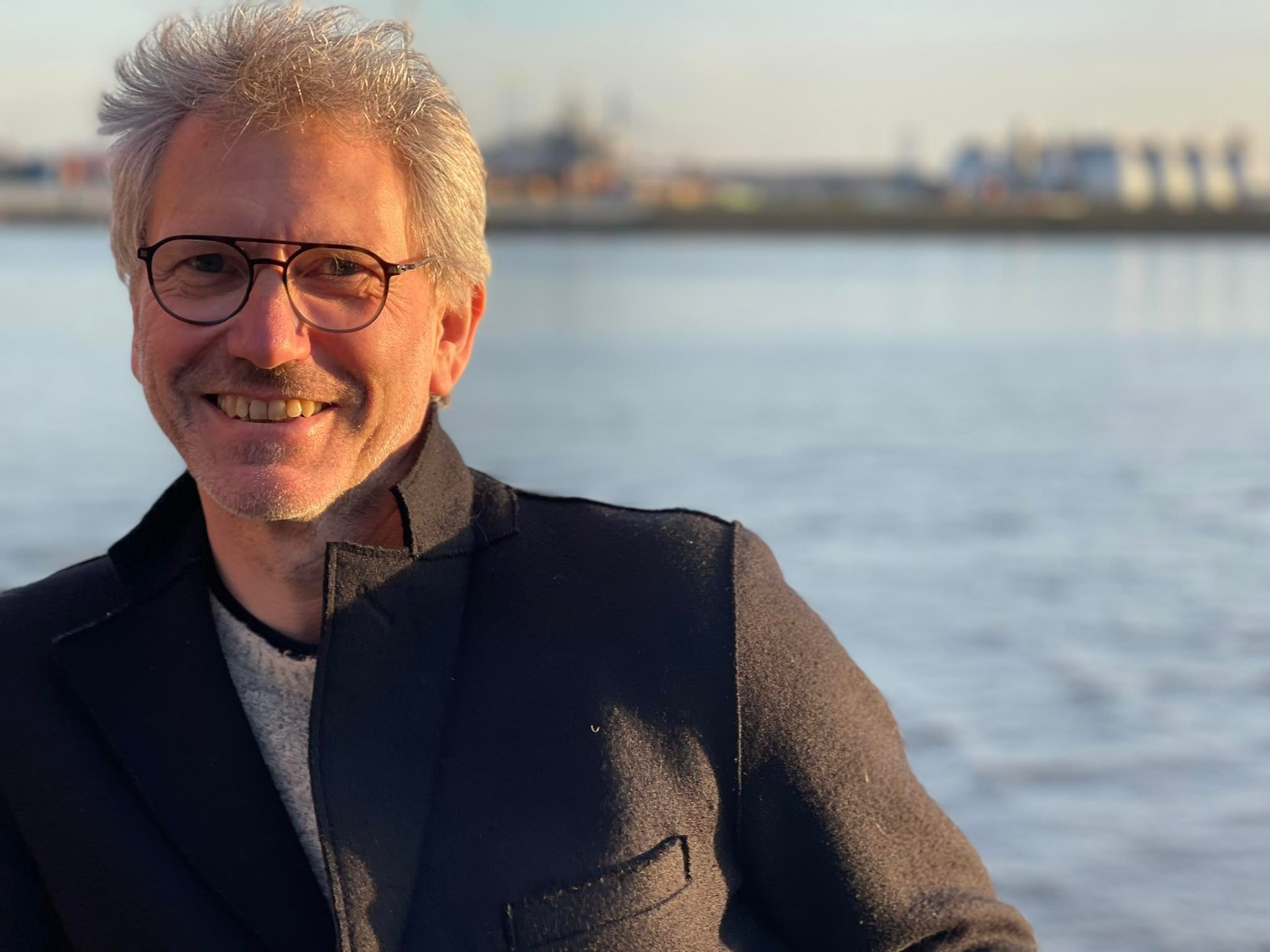 „Theater soll uns motivieren auch unangenehmen Tatsachen ins Auge zu ...