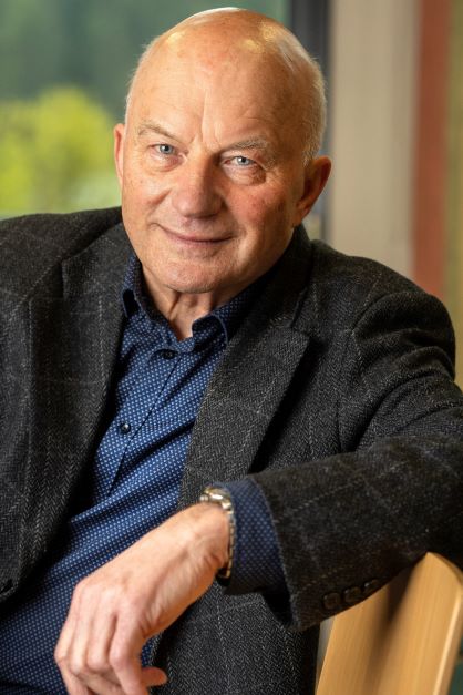 „Gerechtigkeit“ Valentin Hauser, Buchautor _ Give Peace A Chance ...