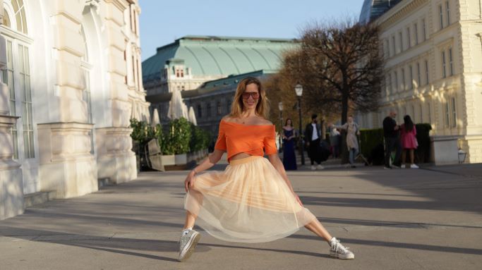 „To keep pushing forward“ Sharon Booth, dancer _ Wien 4.2.2023 ...